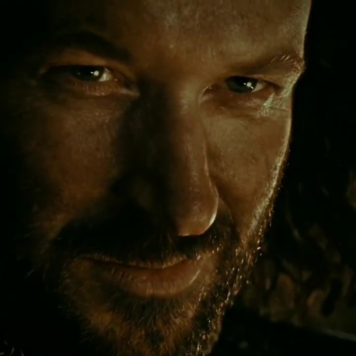 "isildur !" cast it into the fire! Destroy it! - YouTube