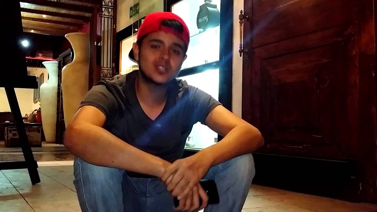 Mc Maro - Un Adios Video Oficial - YouTube