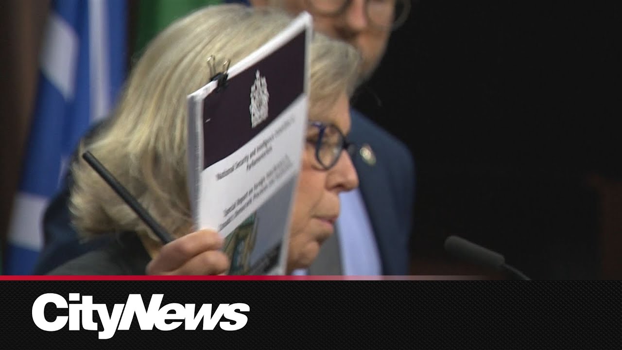Elizabeth May: no list of names in NSICOP report - YouTube