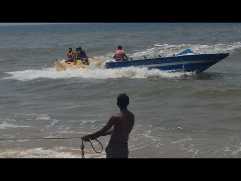 Banana Boat ride In Goa - YouTube