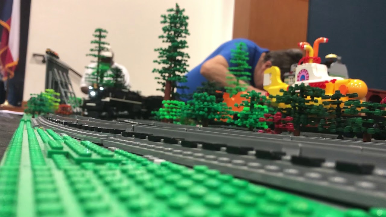 LEGO Nickel Plate Road 765 - YouTube