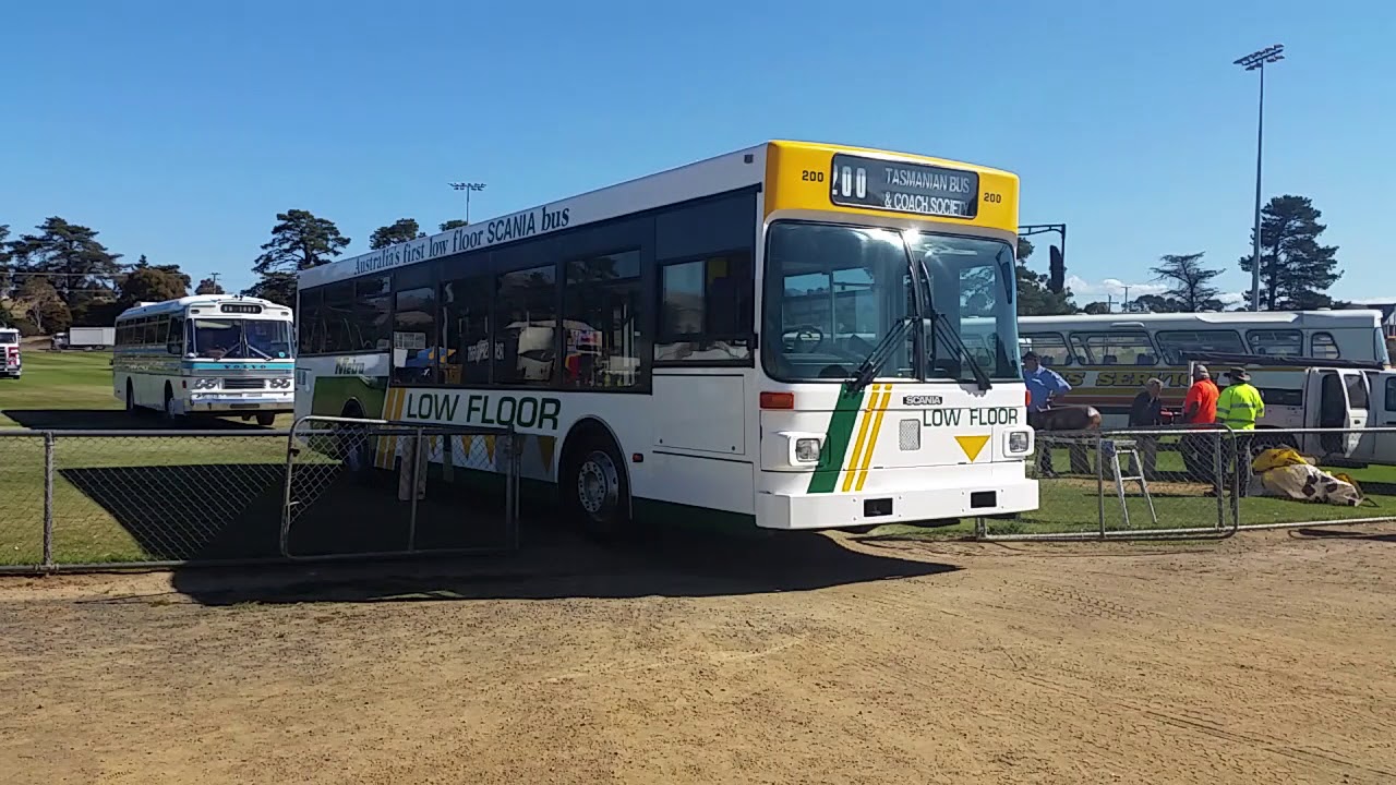 Tas bus and coach society buses pulling out of Brighton show - YouTube