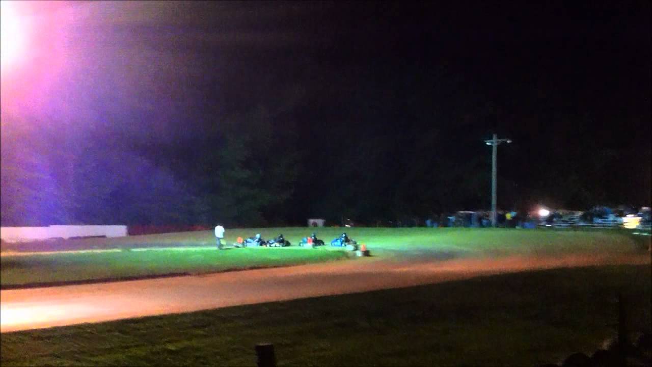 5/12 Martinville 400lbs AKRA Clone Feature - YouTube