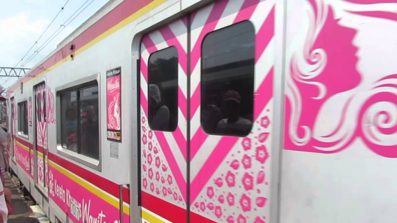 KRL Commuter Line TM 7000-7017 datang di Stasiun Bogor - YouTube