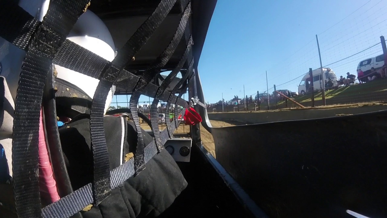 Dale Buckman 65gm King of the Coast Race 1 - YouTube