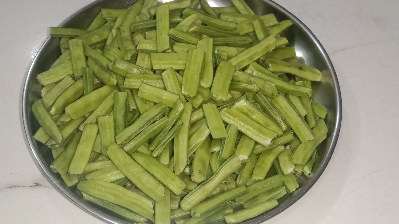 gawar ki sabji / cluster beans recipe / gawar ki bhaaji / Munni cooking ...