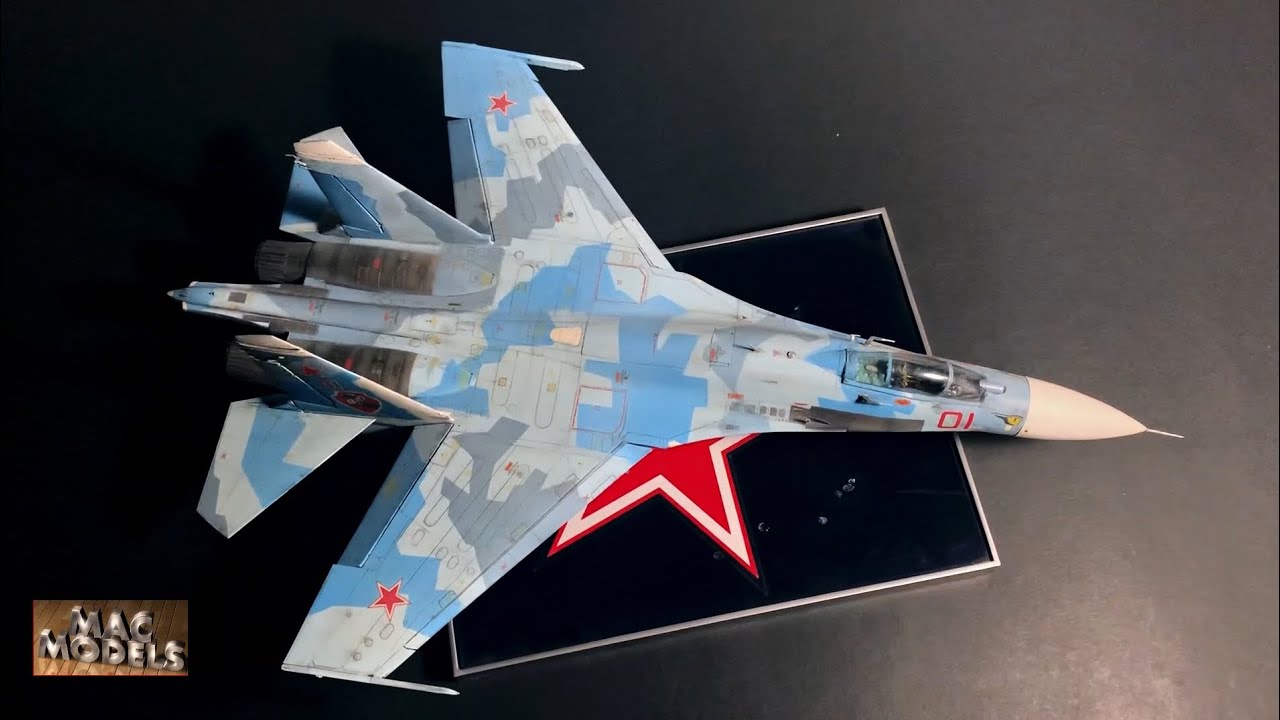 Academy Sukhoi SU-27 B Flanker 1/48 - YouTube
