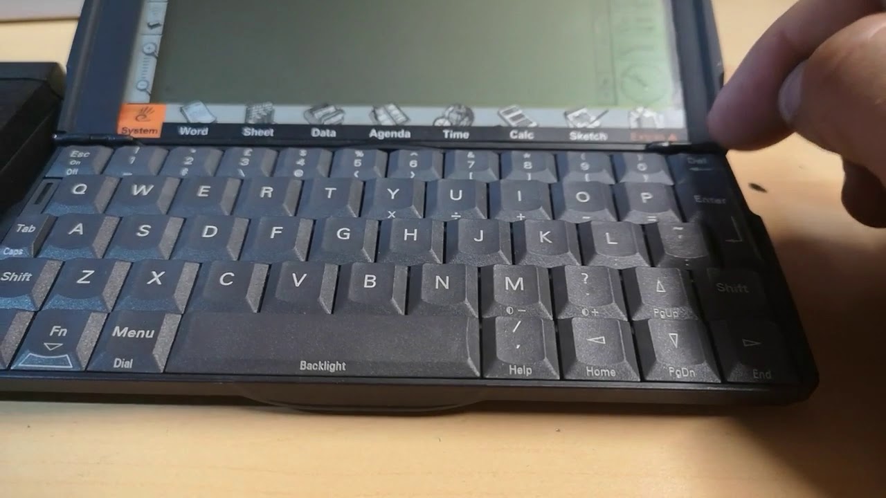 Classic Computer - Psion 5 Pocket computer - YouTube