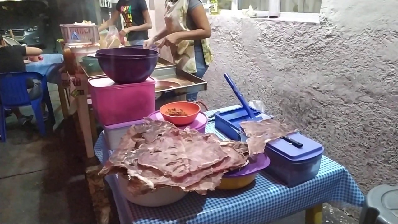 Cenaduría de Gloria una tradición en Zamora, Cotidiano399 - YouTube