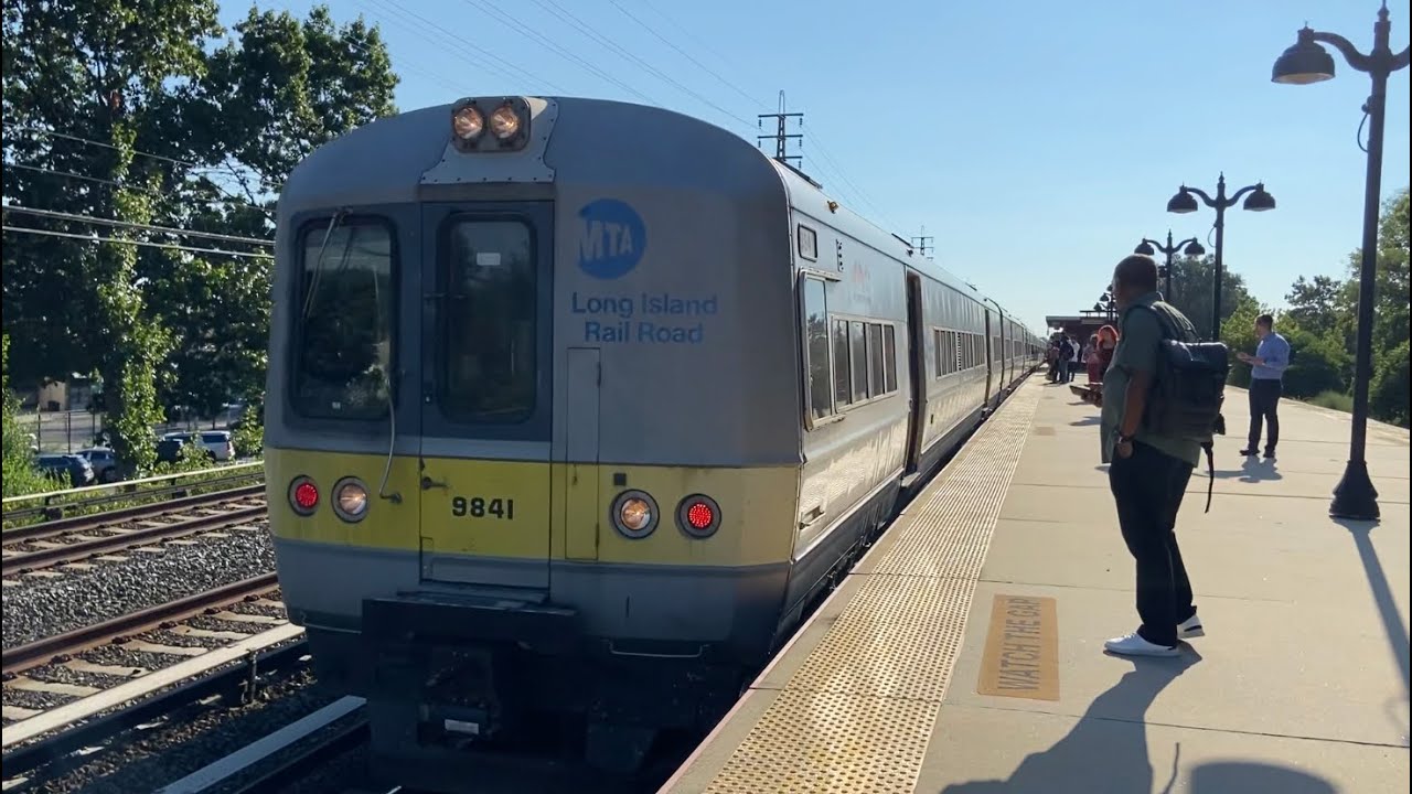 MTA Long Island RailRoad: AM Rush Hour Trains @ Rosedale (M3, M7, M9 ...