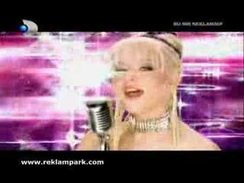 Fuat & Pamela - Yapi Kredi Reklami www.semafs.de.tc