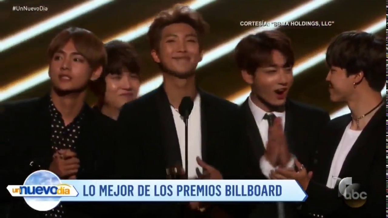 BTS Cantando en español "Despacito" - YouTube