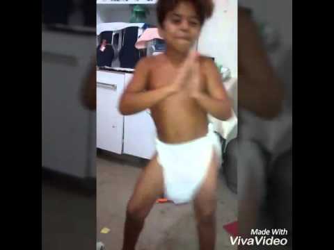Novo dançarino de shakirakkkk