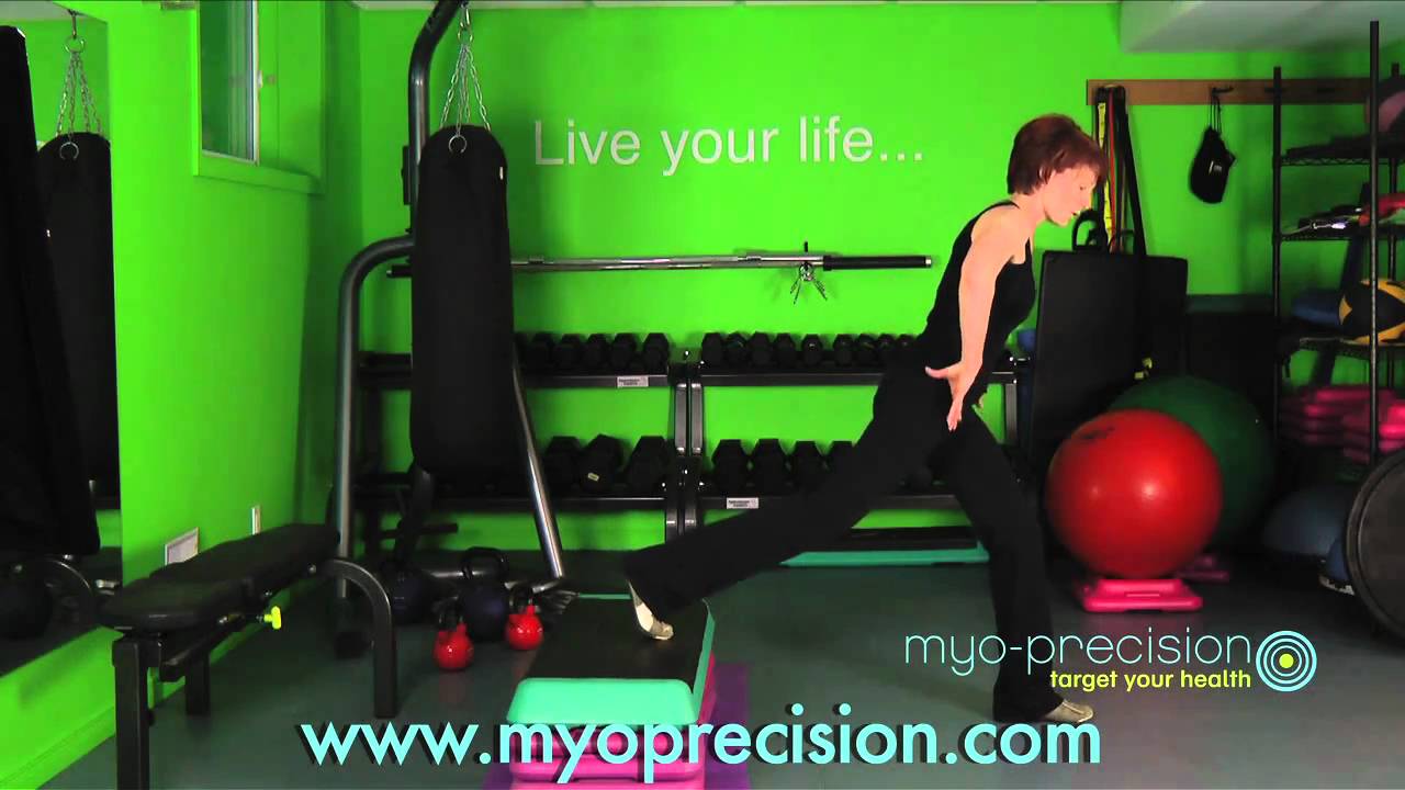 18 - body weight bulgarian lunge + plyo lunge - YouTube