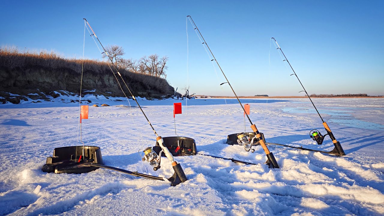 Lining Up iFISH PROS For The BIGGEST FISH OF THE TRIP!!! (Early Ice ...