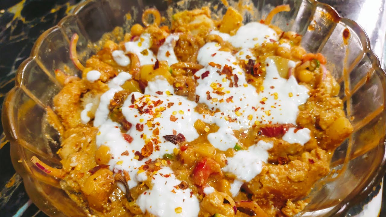 chat pati chana chat mara style say banakar enjoy karan made by@ Food ...