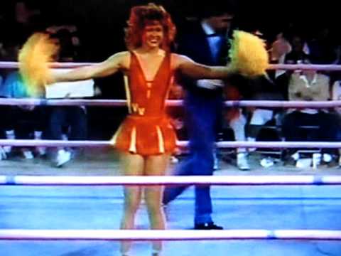 Vicky Victory vs. Daisy - YouTube