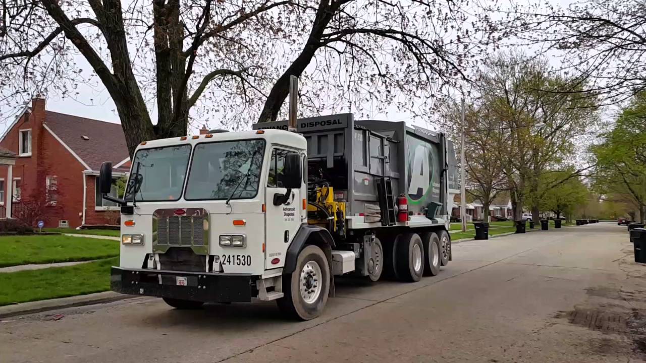 Advanced Disposal: Peterbilt 320/ E-Z Pack Hercules ASL - YouTube