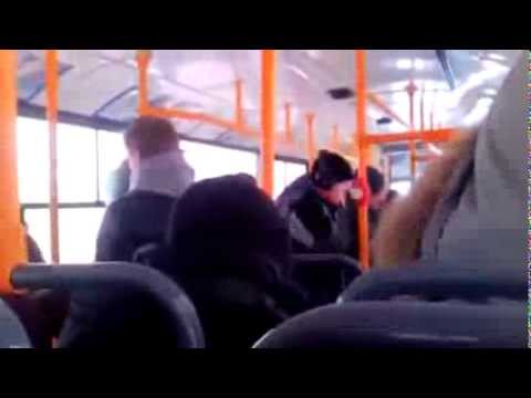 Eminem fan on the Bus / Фанат Eminem в автобусе - YouTube