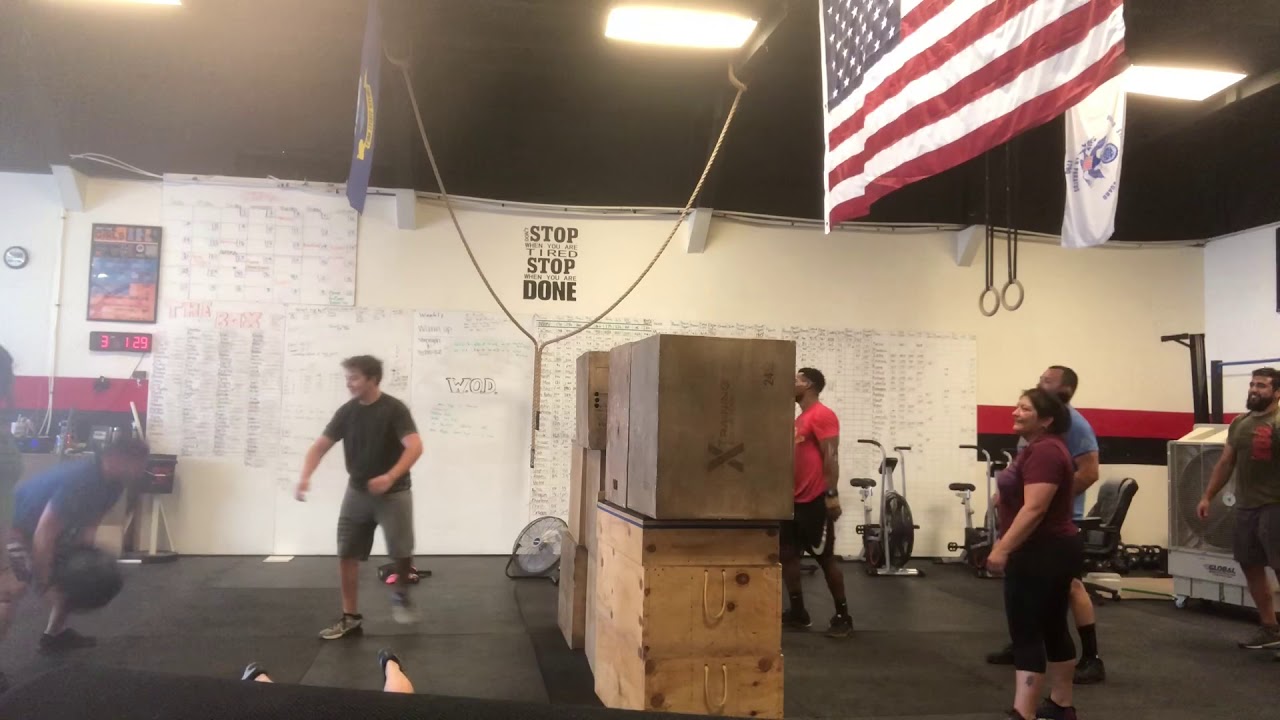 THEBOX Crossfit Volleyball - YouTube