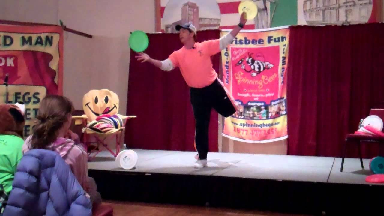 Gary Auerbach frisbeeguy.com at Middnight on Main - YouTube