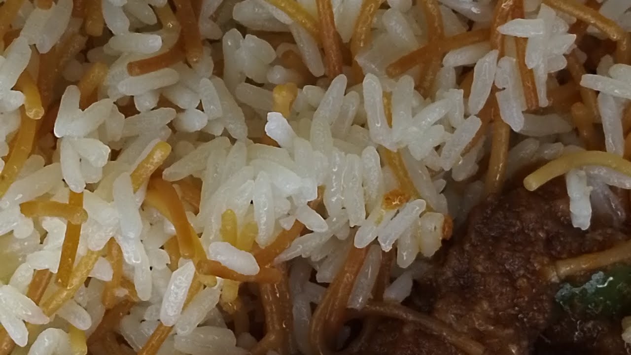 HOW TO MAKE SIMPLE BROWN SPAGHETTI RICE RECIPE. I thechefglam_ - YouTube