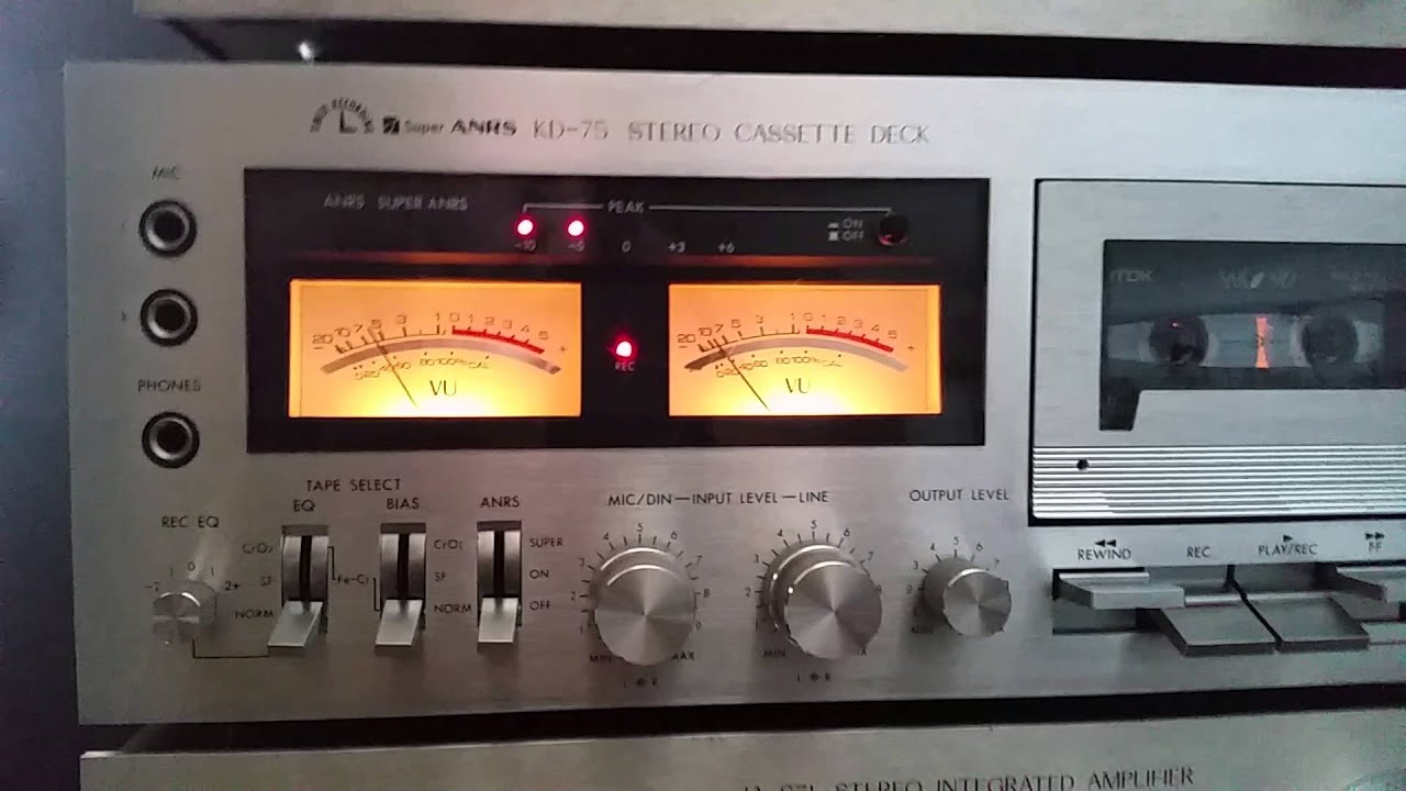 FOCAL ARIA 906, JVC KD75, JVC JA-S71, - YouTube