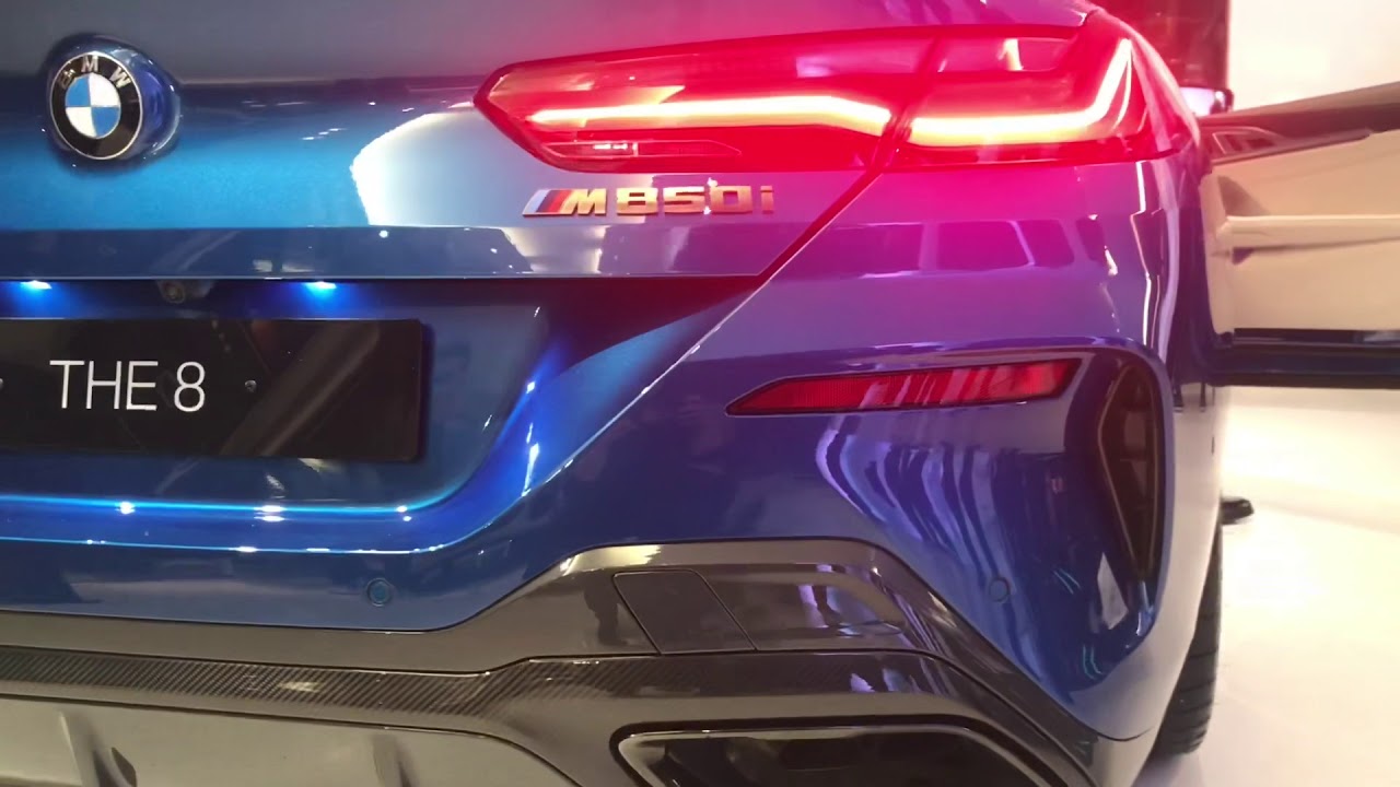 BMW - THE 8 - Park Lane launch (M850i revs & M840d) - YouTube