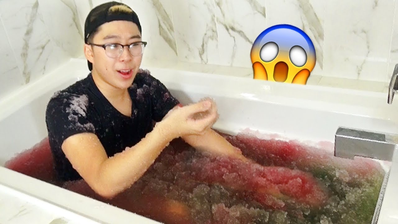 SLUSHY SNOW BATH CHALLENGE! - YouTube