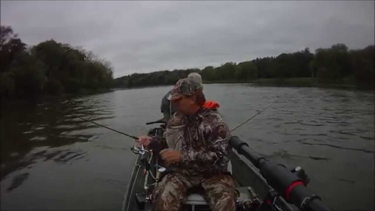Fishing the Riffles: Kankakee River, 10-04-2015 - YouTube