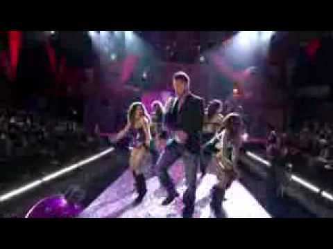 Victoria's Secret Fashion Show 2005 Part 6 - YouTube