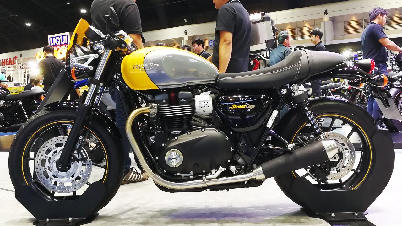 Triumph Street Cup Racing Yellow / Silver Ice - YouTube