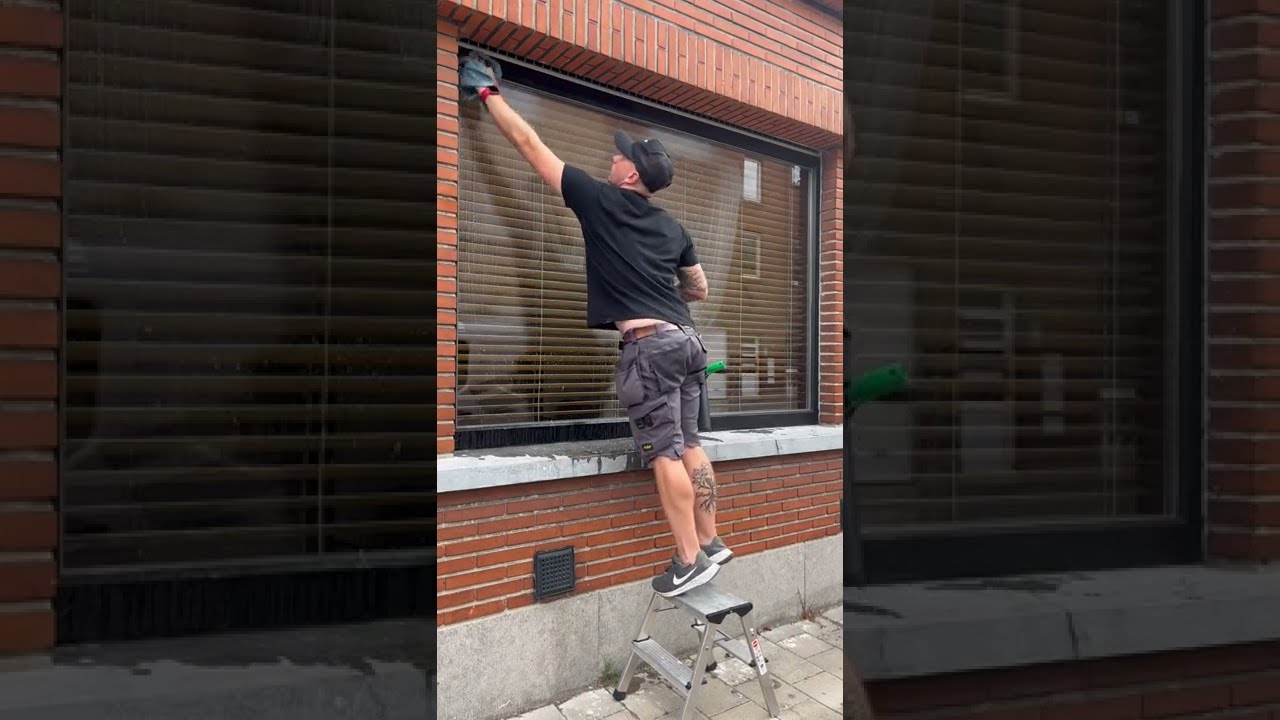 How u clean a window with unger tools? - YouTube