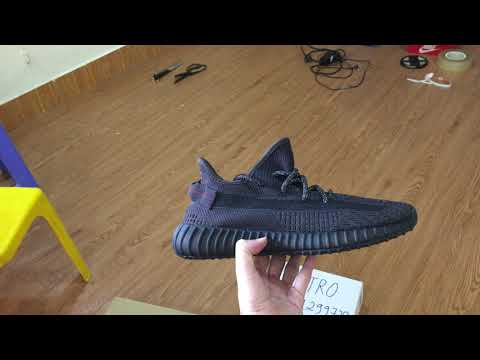 Yeezy 350 v2 black 2019 fake đỉnh (OG,pk god,h12,g5,ko,BC.hz,gz,owf