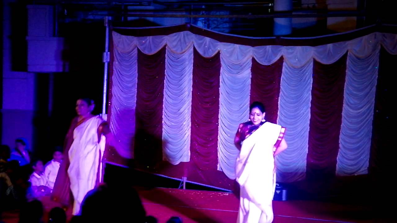 Indian dance on unity in diversity - YouTube