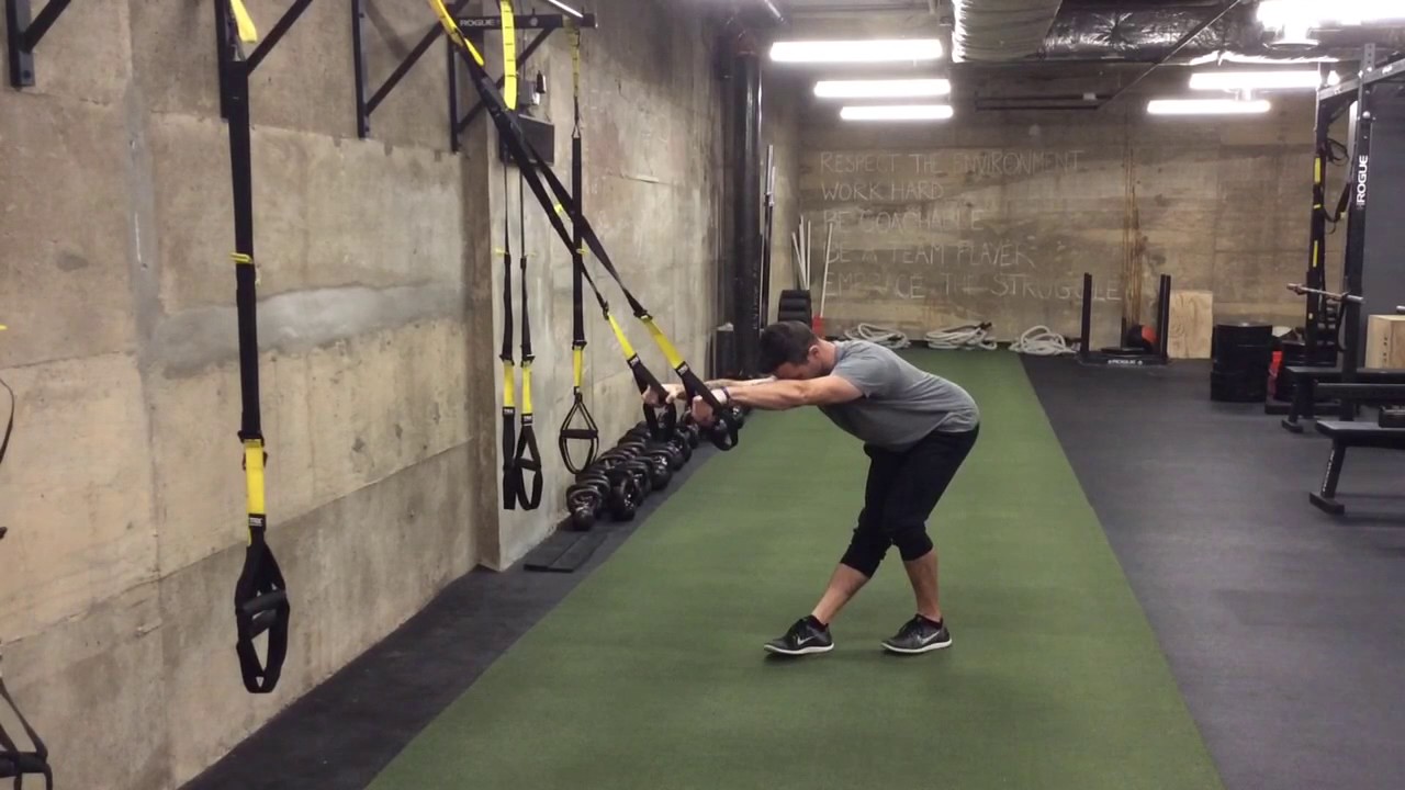 TRX Off-Set Hamstring Stretch/Off-Set Stance Hip Hinge - YouTube