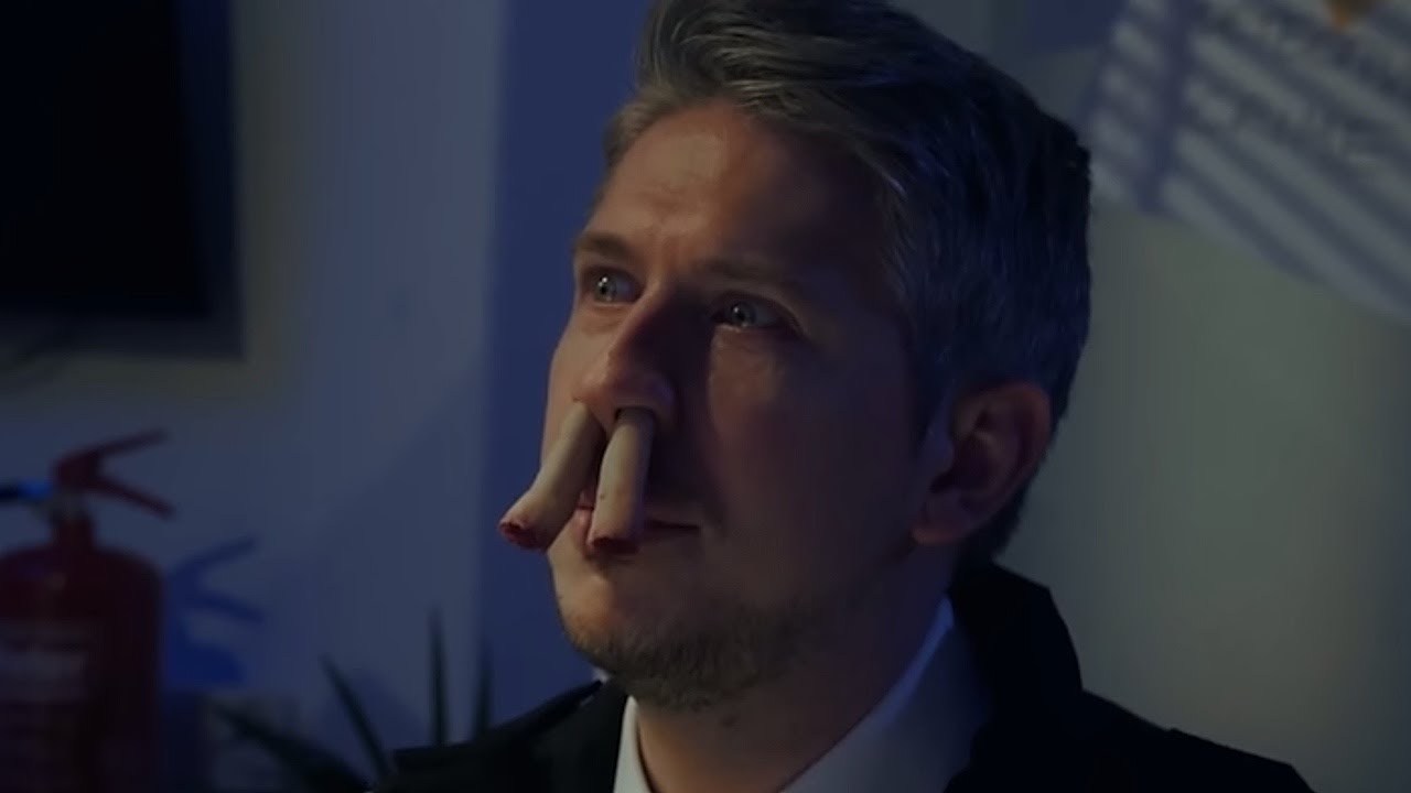 Detective Ross attempts to solve a Murder Mystery 🔪 | Hat Films Clips ...
