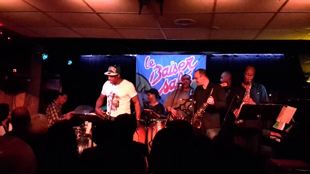 Zic Band au Baiser Salé. DjetX - YouTube