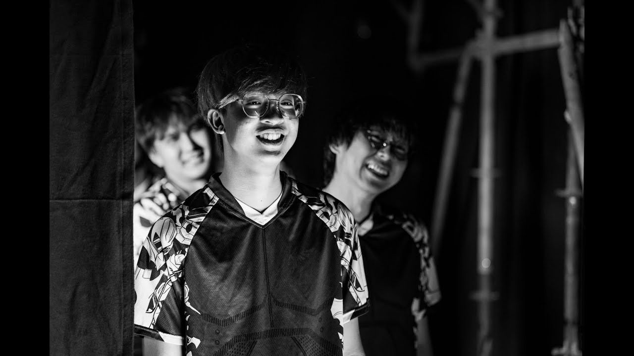 "I Dont Care What People Think, Nothing Can Make Me Feel Sad" -23 ...