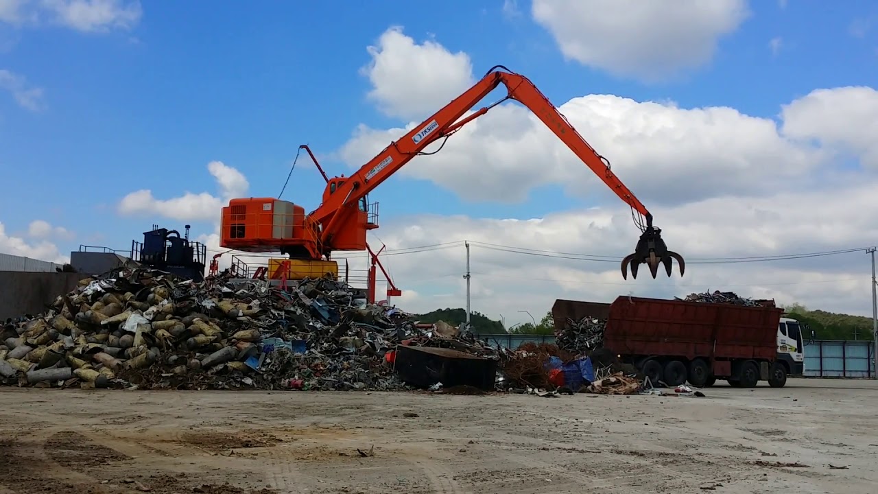 Stationary Electric Material Handler (2014) - YouTube