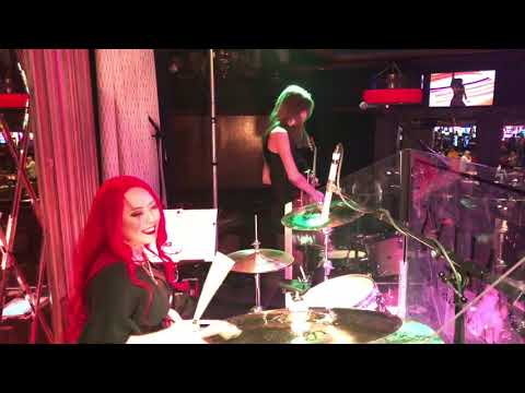 All Female band Dollface live in Las Vegas - YouTube
