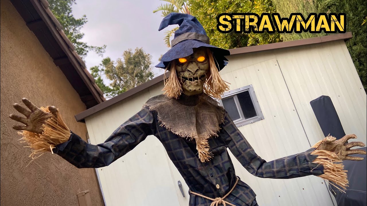Strawman Animatronic Spirit Halloween - YouTube