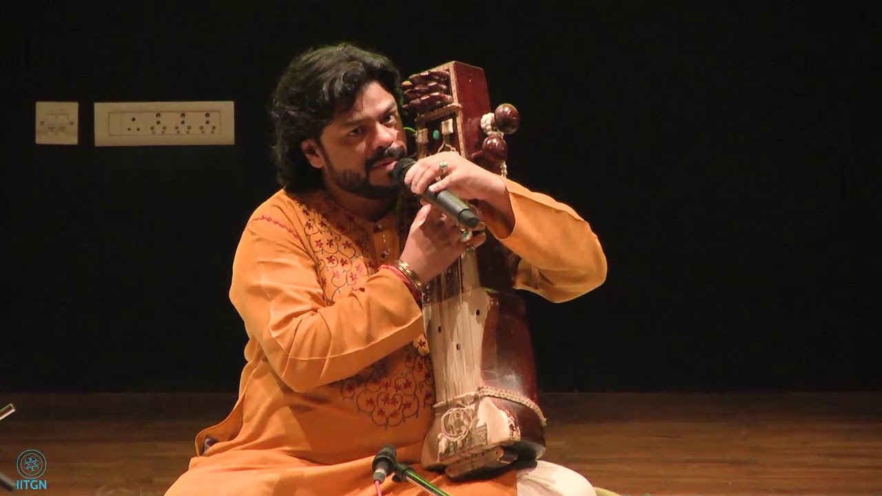 Sarangi player Ustad Murad Ali Khan | SPIC MACAY, IIT Gandhinagar Chapter | 2019 - YouTube
