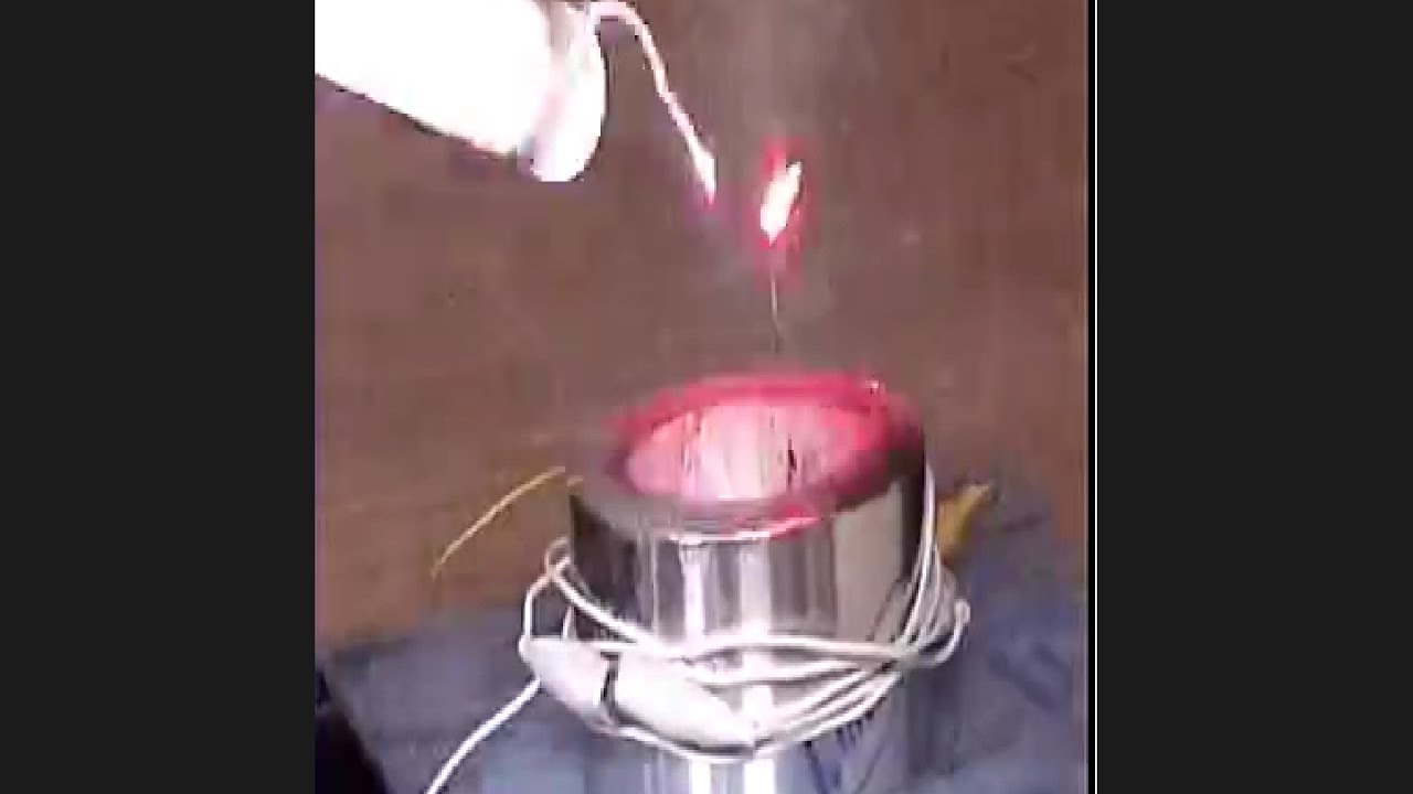 How to make an Aluminum Foil Tape Roll Tesla Coil. - YouTube