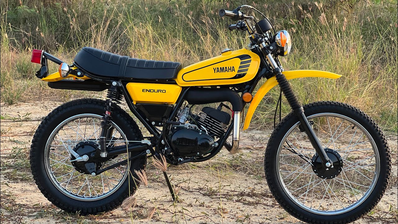 YAMAHA DT100X - YouTube