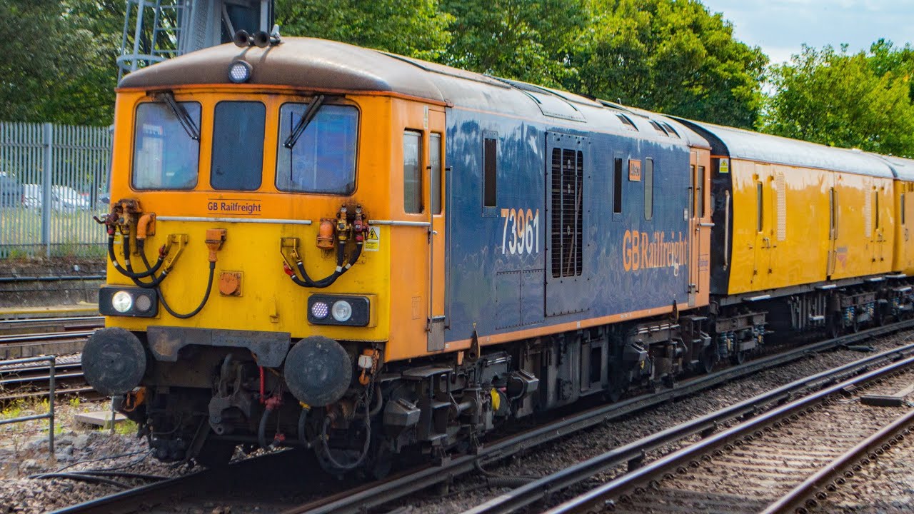 Network Rail Test Train! Two Tone horn - 73961 Alison + 73963 Janice ...