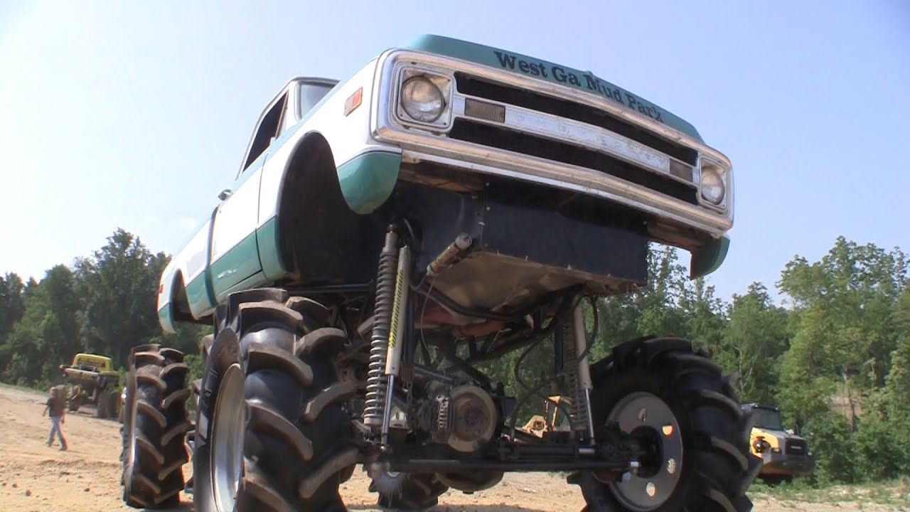 AIR MUNDY MUD TRUCK! - YouTube