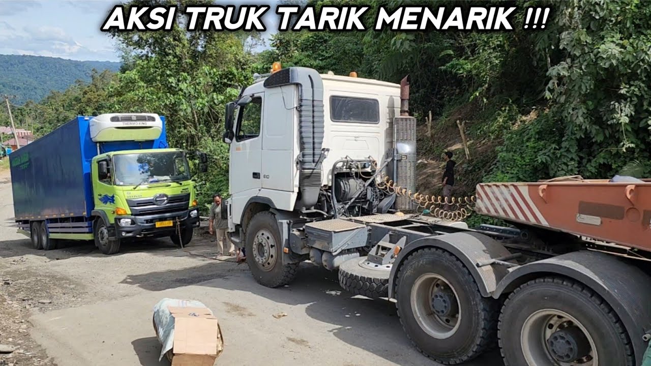 Solidaritas Sopir !!! Truk Trailer Menarik Truk Tronton Di Tanjakan ...