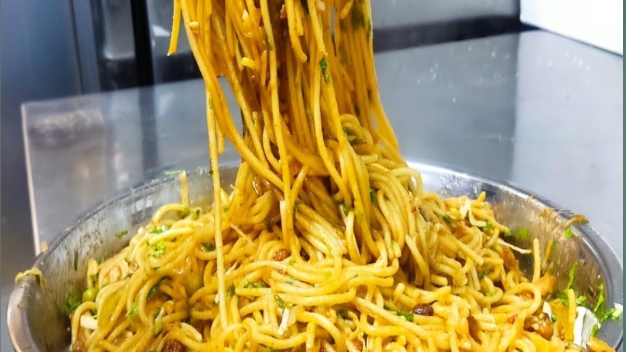 Chicken Noodles Recipe || Chicken Chomein Recipe || Chicken Fried ...