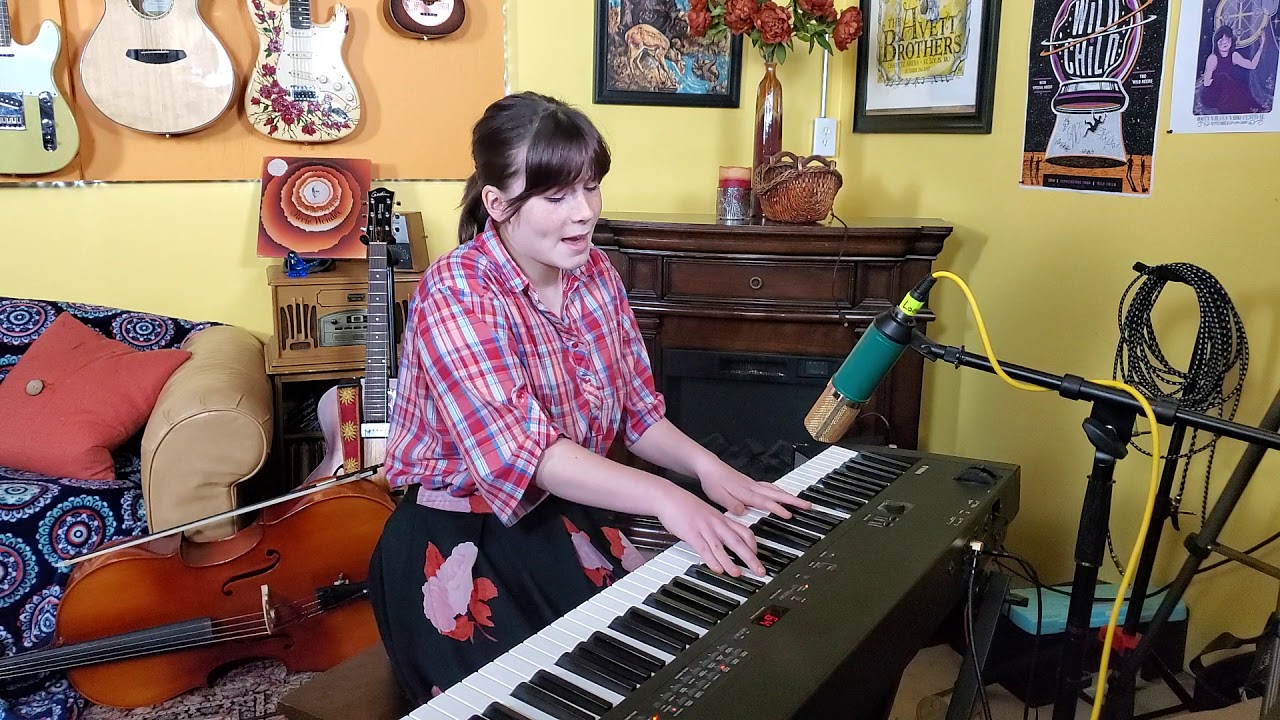 Emma Burney covers 'Just the Two of Us' by Bill Withers - YouTube